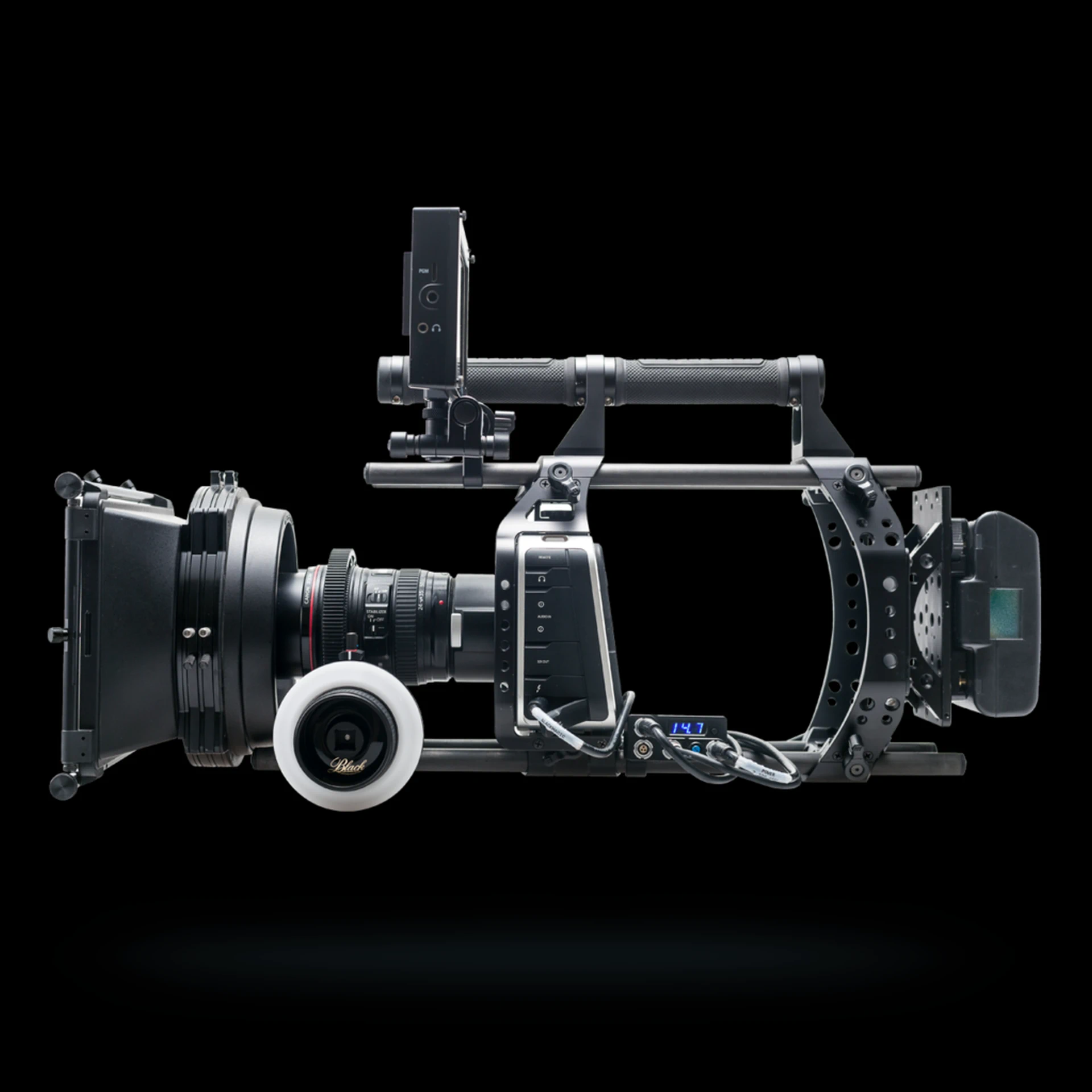 Reasons to use the Cage on cinematographic equipment.